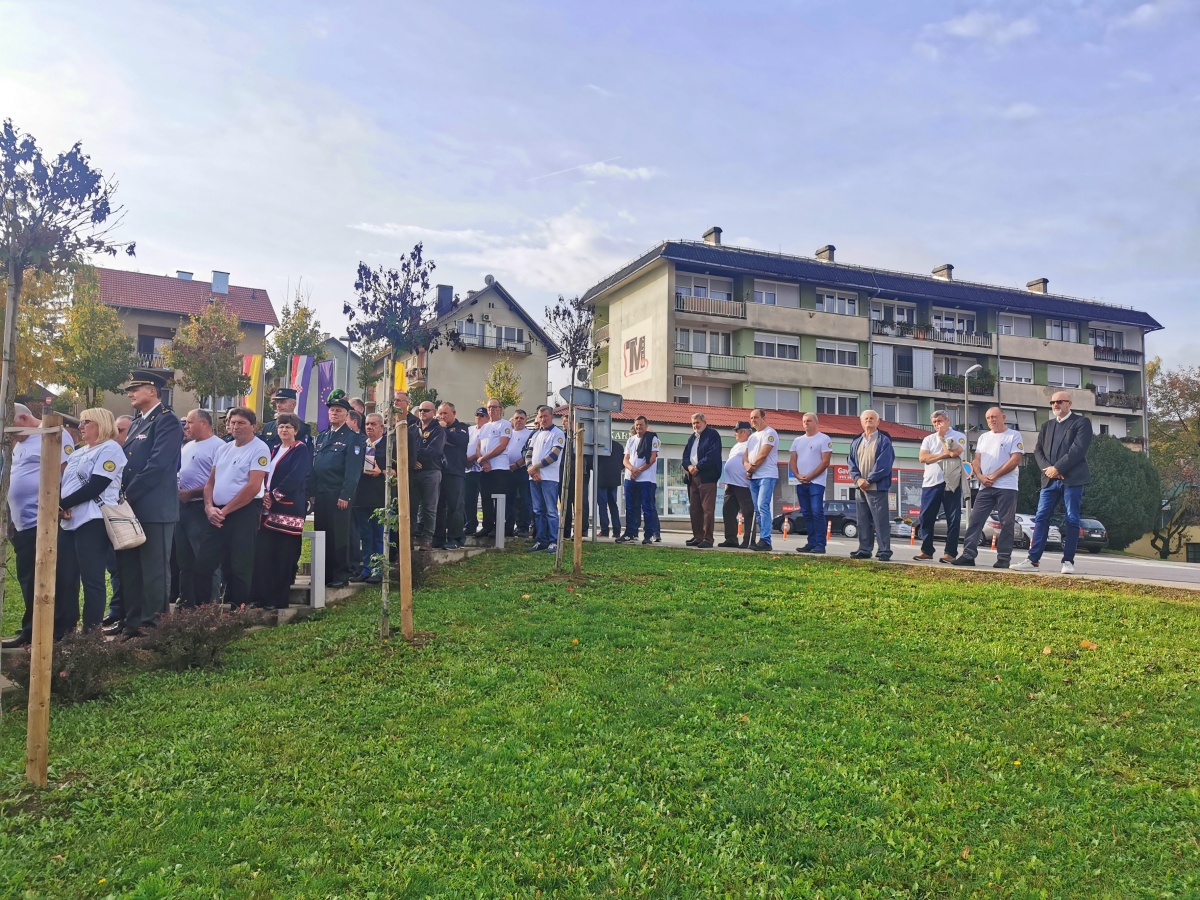 Potpredsjednik Vlade Republike Hrvatske i ministar hrvatskih branitelja ...