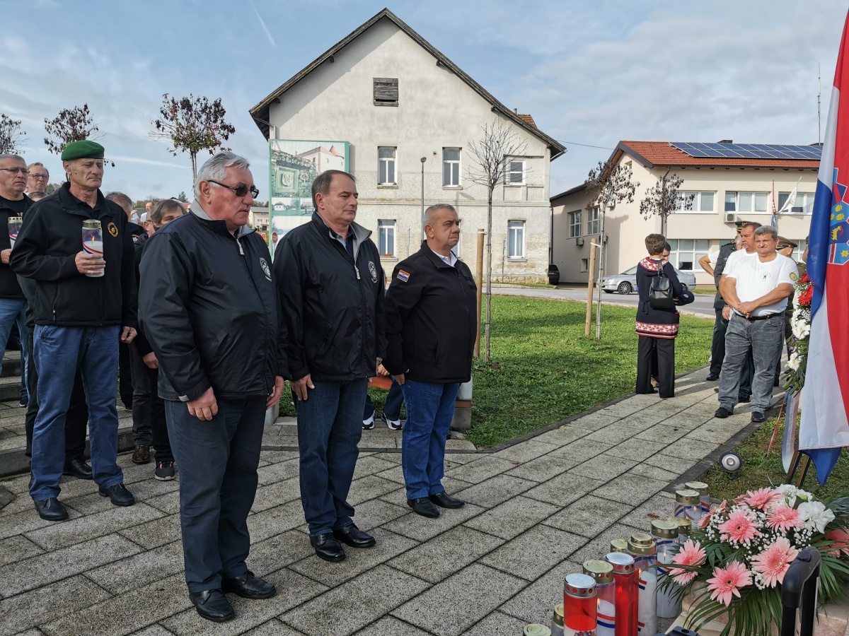 Potpredsjednik Vlade Republike Hrvatske i ministar hrvatskih branitelja ...