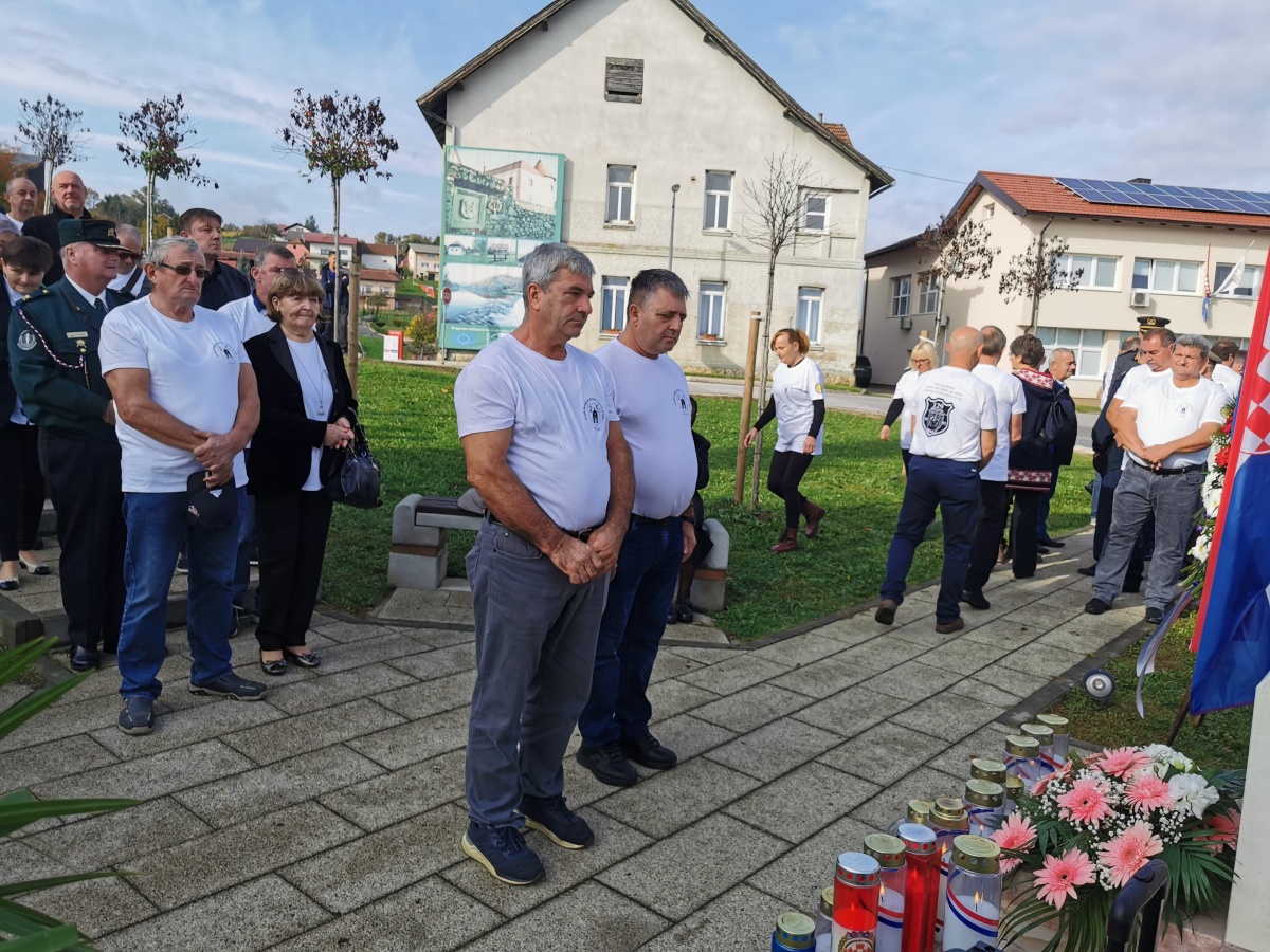 Potpredsjednik Vlade Republike Hrvatske i ministar hrvatskih branitelja ...