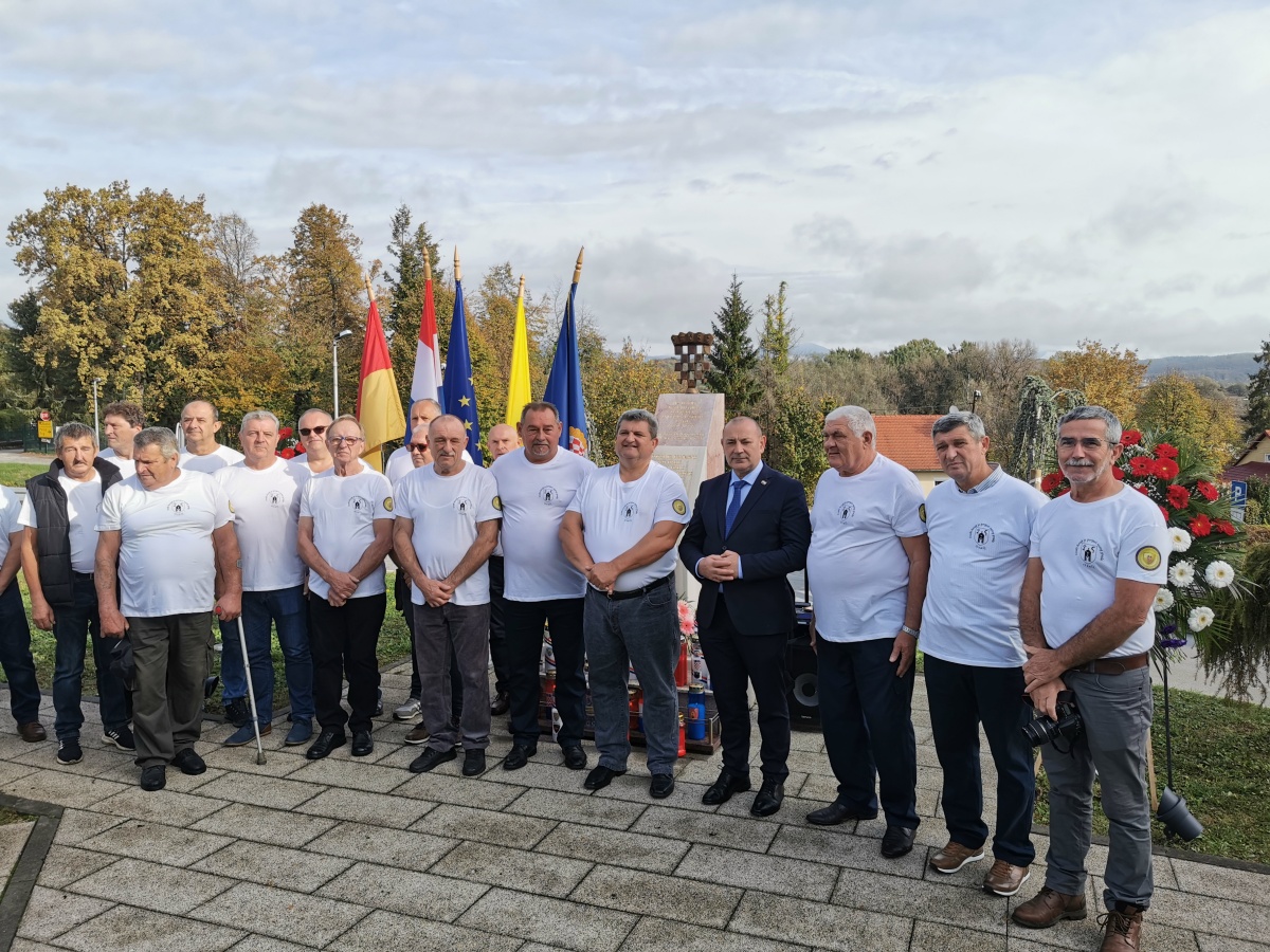 Potpredsjednik Vlade Republike Hrvatske i ministar hrvatskih branitelja ...